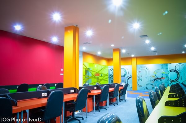 Diduga Sarang Judi, Kantor Gameloft Indonesia Digerebek Diduga Sarang Judi, Kantor Gameloft Indonesia Digerebek