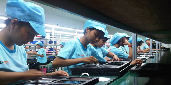 Daftar merek smartphone yang mendirikan pabrik di Indonesia