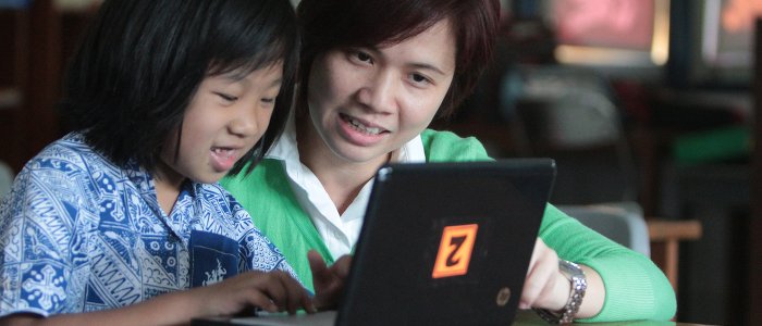 infografis siswa indonesia belajar coding di sekolah