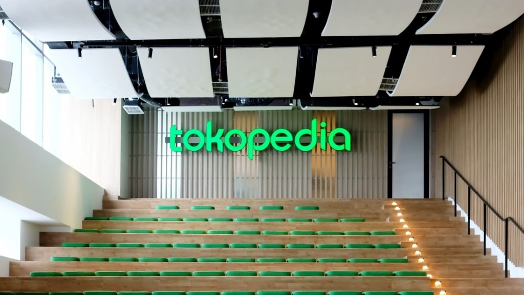 Strategi Tokopedia Mendorong Literasi Keuangan di Indonesia
